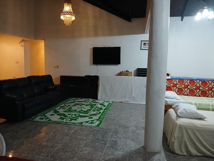 Orchids Holiday Family Entire Home - Port Vila