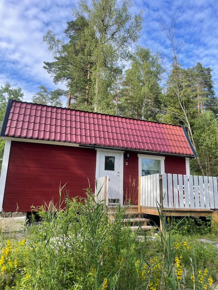 Söt Bekväm Attefallare. Nära Sjö O Skog. Hus 3. - Åkersberga