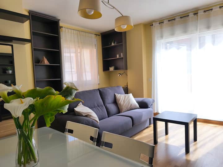 Apartamento, Terraza Y Garaje A 8 Min De Muralla - Lugo