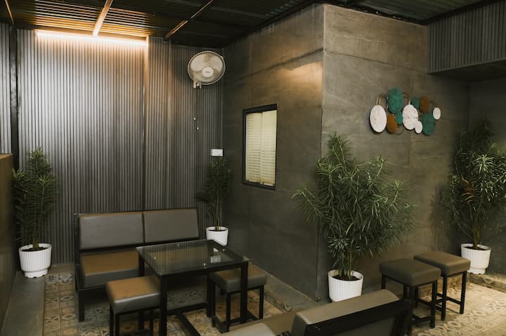 Grey Courtyard Studio | Taj Mahal 3km Parking-wifi - Agra