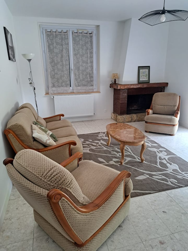 Maison Juju: 6 Pers Vacances Et Cure Thermale - Casteljaloux