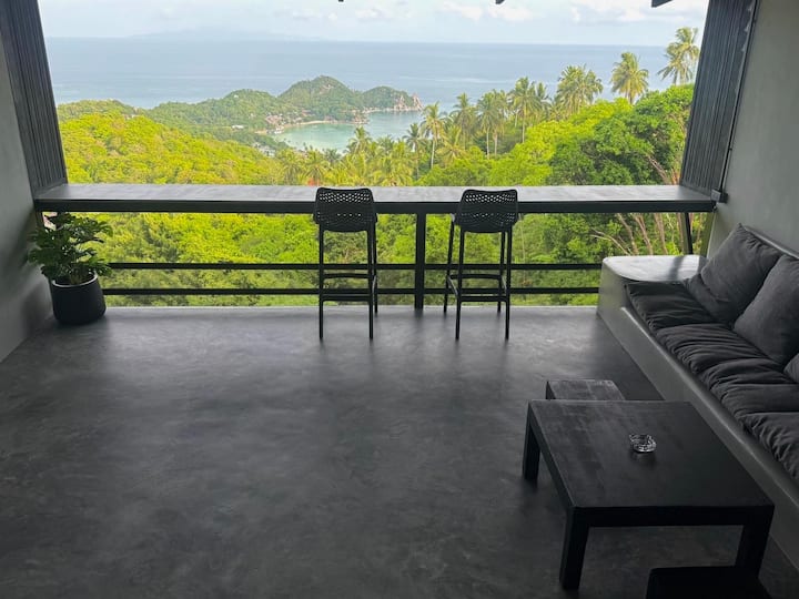 Tropical Horizon Studio - Ko Tao