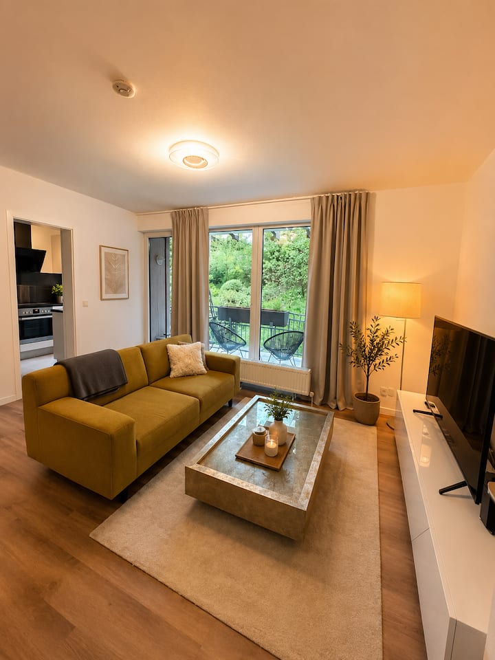 Modern & Cozy / Balkon / Wlan / Grünblick - Saarbrücken