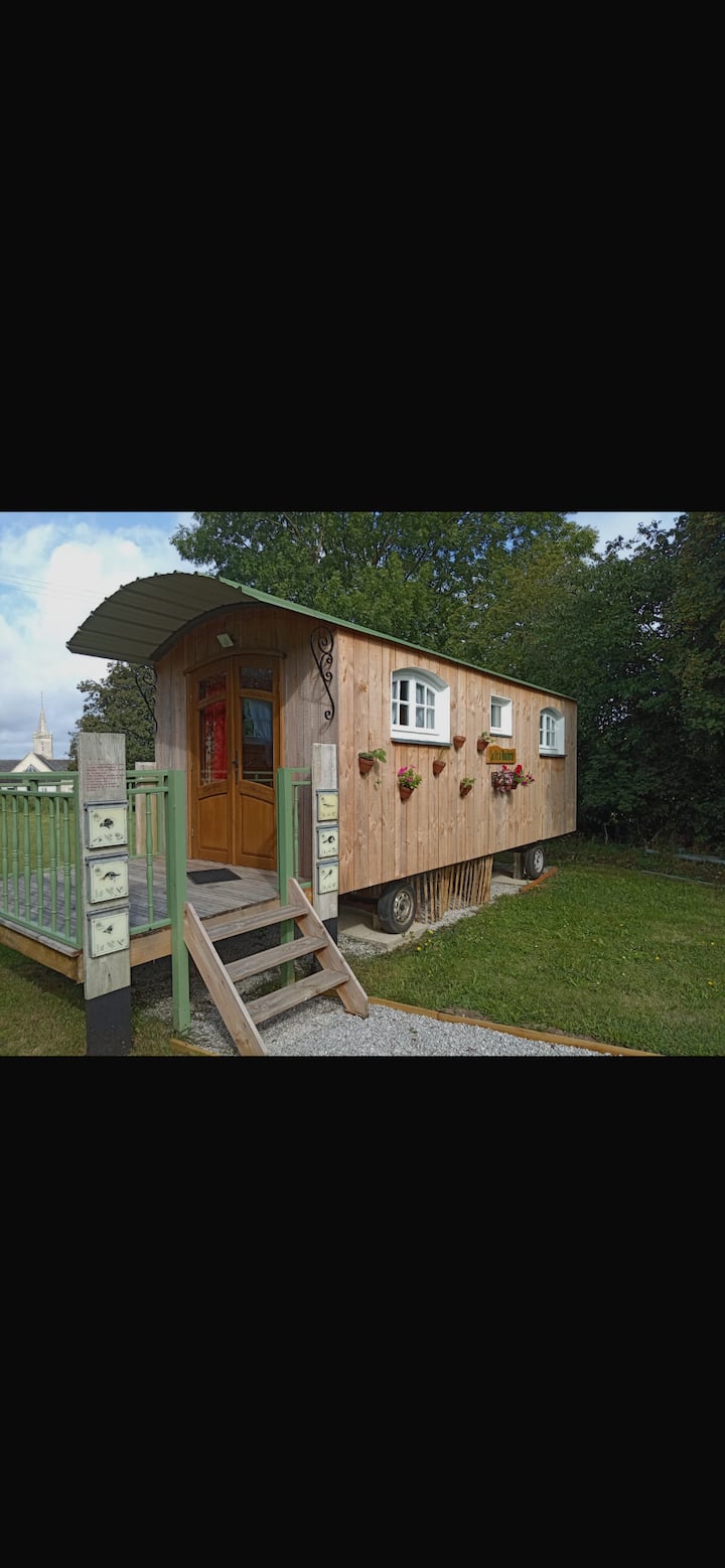 Le Lit à Roulotte, Chambre D’hôte Insolite - Carentan