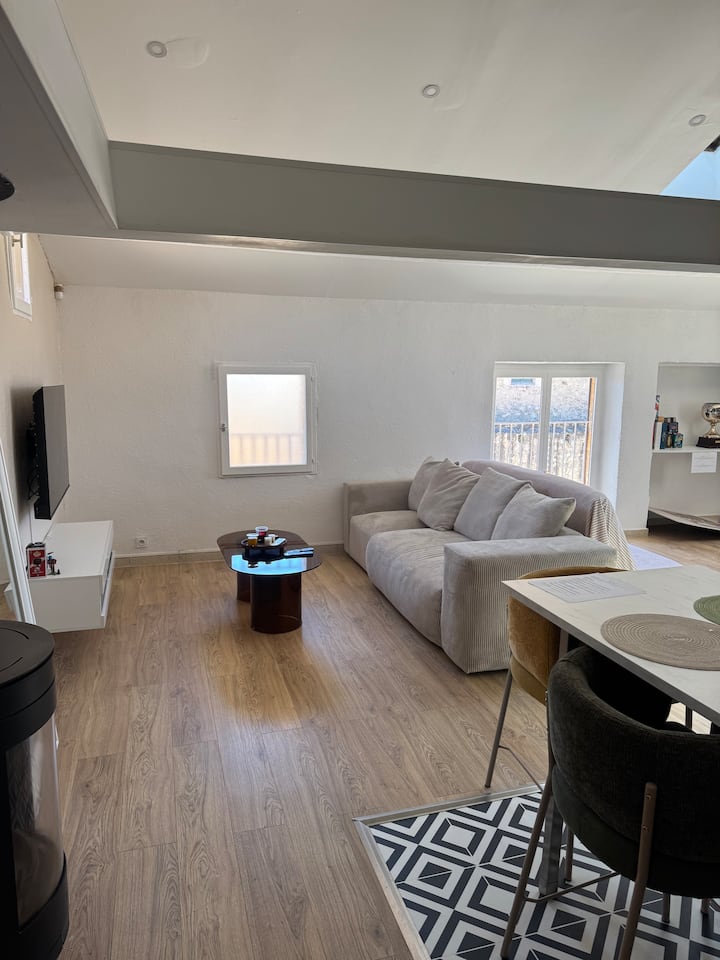 Appartement 3 Personnes Dans Village - Orange