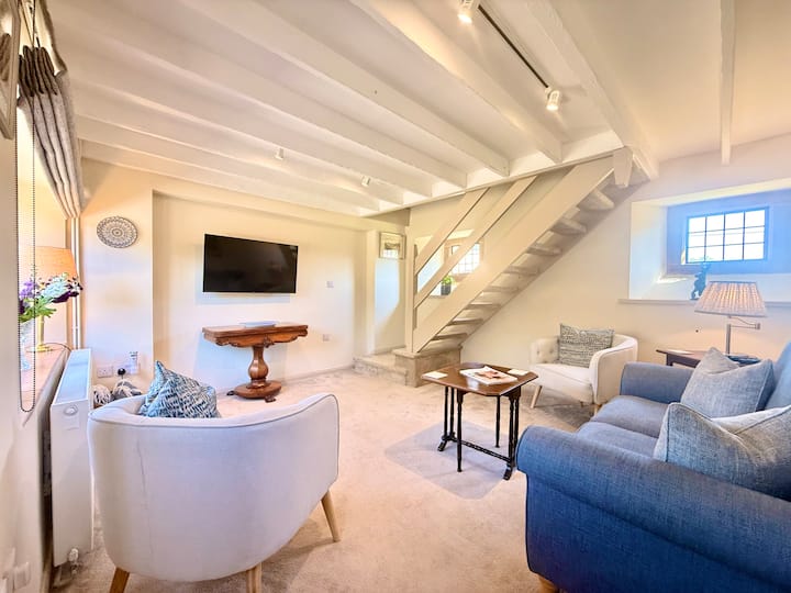 Mulberry Cottage - Cotswold Charm & Free Parking - Broadway