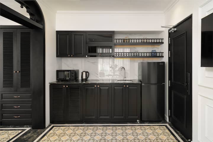 Spacious Indochine 1br Apt|steps From My Khe Beach - Da Nang