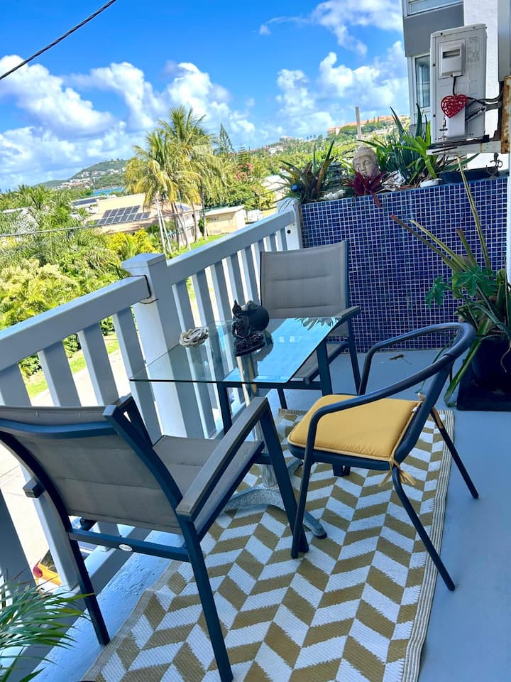 Grand F2 Lumineux Avec Terrasse – Sainte‑marie - New Caledonia