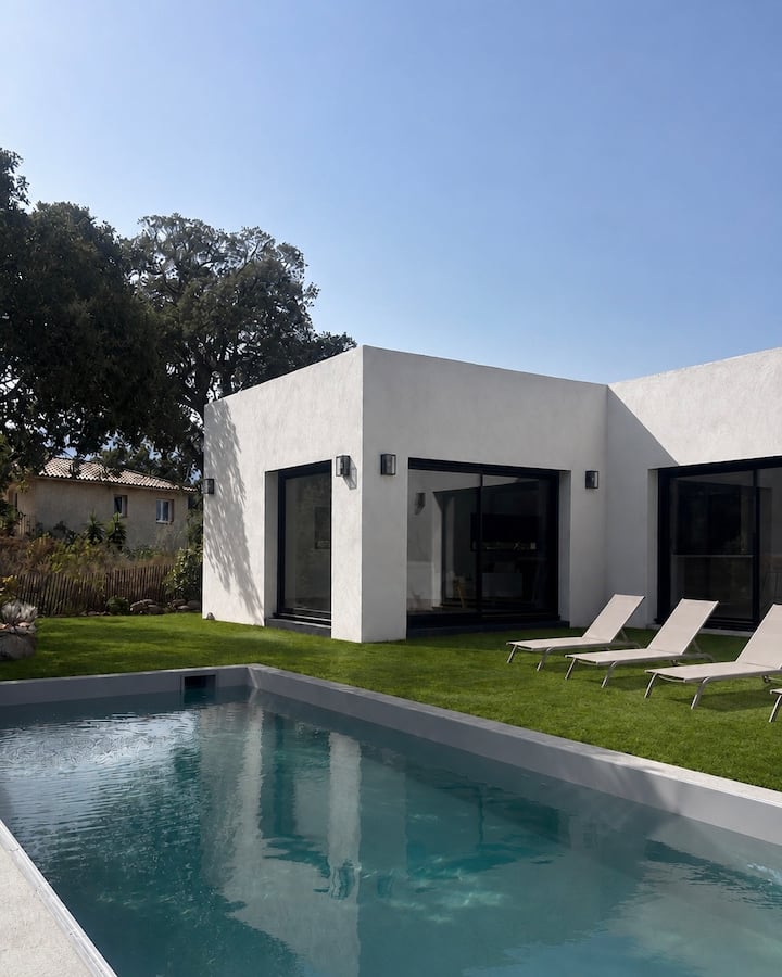 ÉLégante Villa Avec Piscine Privée à Lecci - Porto-Vecchio