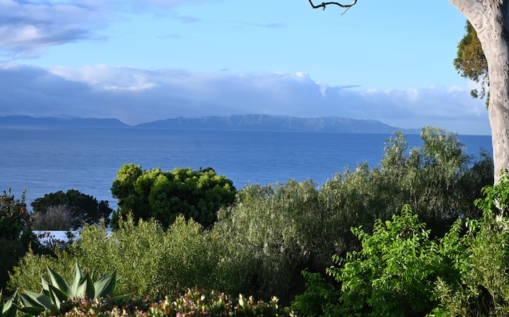 Portuguese Bend Reserve Pacific Ocean View Home - Rancho Palos Verdes, CA