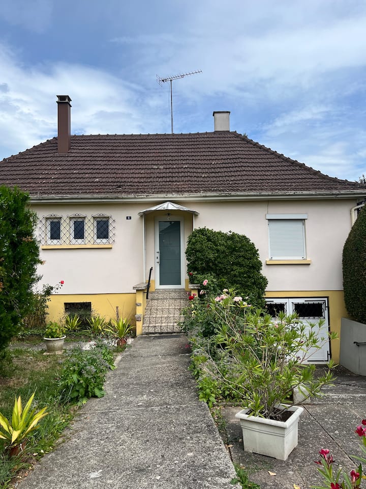 Maison Familiale Avec Jardin - Colmar
