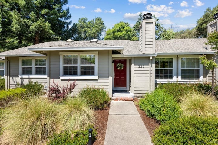 Wine Country Retreat | Pool | Near Sonoma Plaza - Sonoma, CA