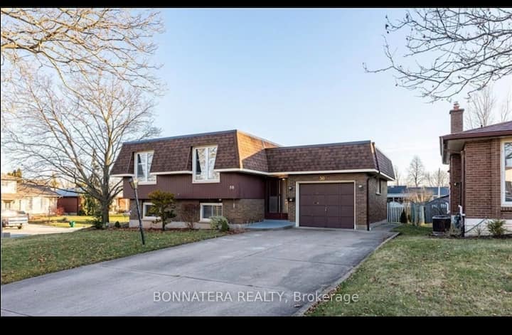 Great Quiet Location With All Necessities Nearby. - St. Catharines