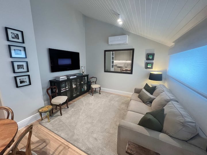 Seascape Cottage - Adelaide