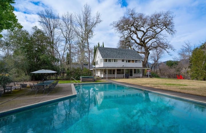 Historic Napa Valley Property - Walkable Into Town - St. Helena, CA