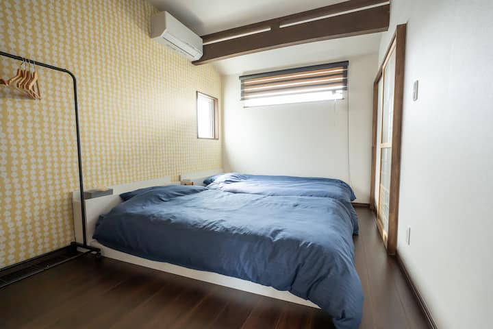 2泊以上の宿泊でお得。八戸｜一棟貸し宿・キッチン付き天然温泉徒歩2分＆朝市・八食・中心街好アクセス - Hachinohe