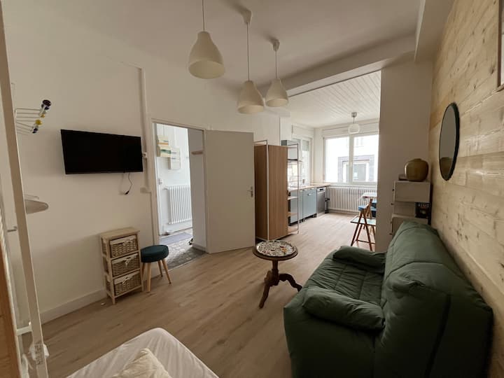 Appartement 4/6 Personnes Au Calme, Centre-ville - Chastreix