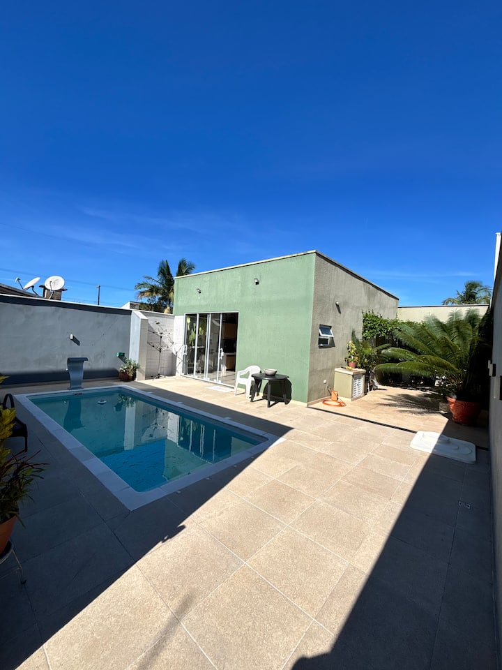 Casa A 150 Metros Do Mar, Com Piscina - Matinhos