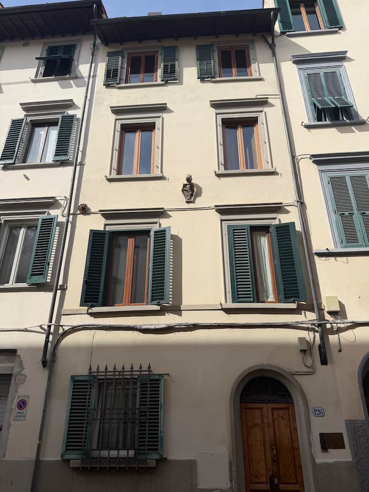 Luxury Serragli Family - Florence