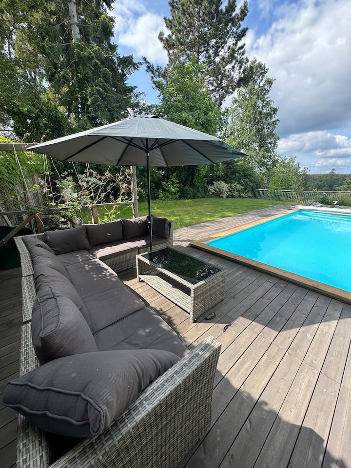 Small Cottage On A Sunny Hill With Sea View - Stockholm