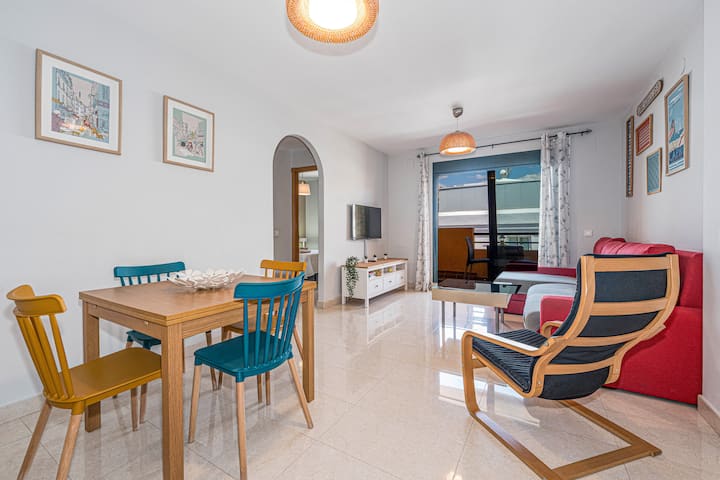 Apartment In Nerja With Pool & Private Parking - Nerja