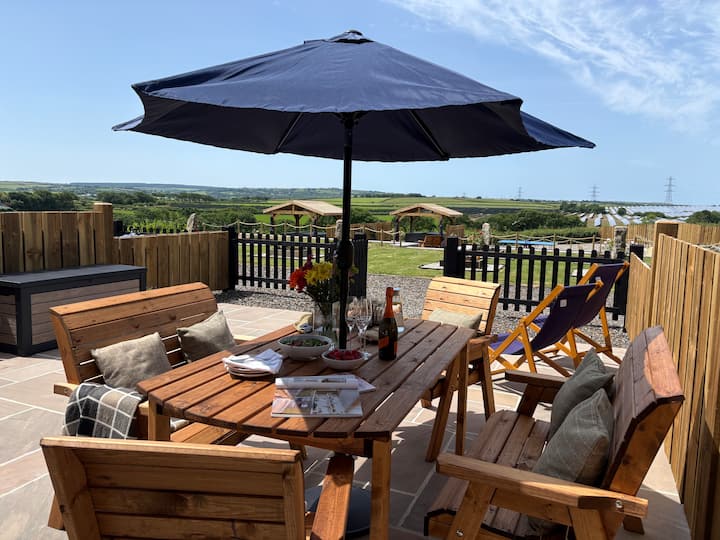 Friesian Barn - Lower Wheatley Farm Cottages - Crackington Haven