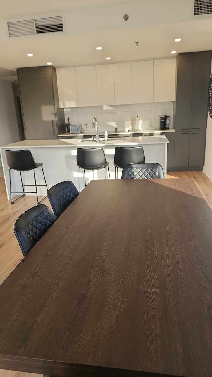 Perfect 1 Br Montreal Getaway | Gym | Wi-fi - Montreal
