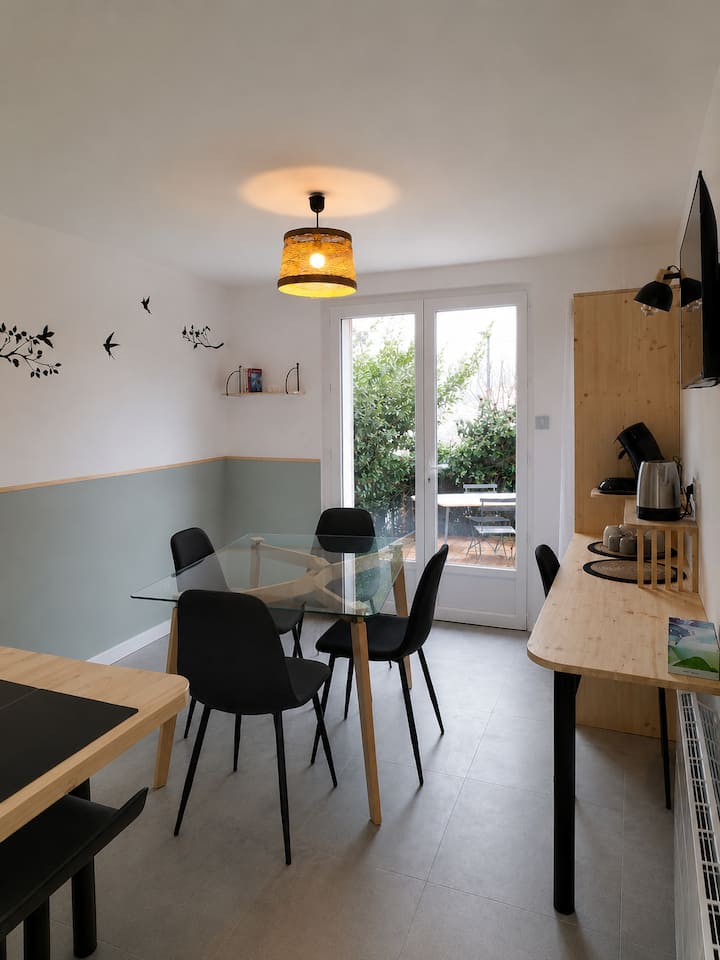 Appartement Rdc Avec Jardin Dans Maison, Parking - Gap