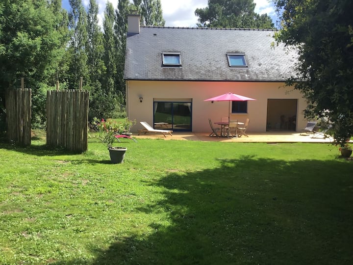 Maison Indépendante Dans Petit Hameau Calme. - Baden