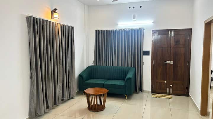 4 Bedroom Pool Villa In Vagmon - Vagamon