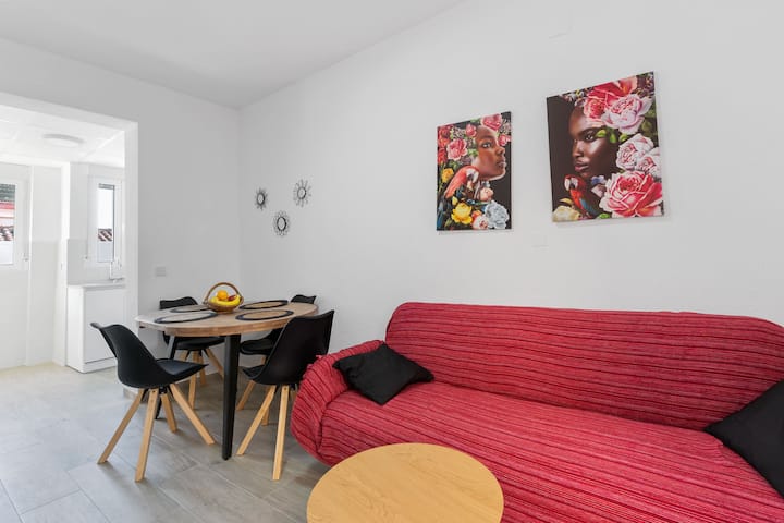 Upper Floor Bungalow Near Los Castillicos Beach - Pilar de la Horadada