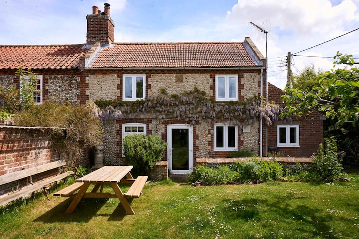 Host & Stay | Teal Cottage - Holkham