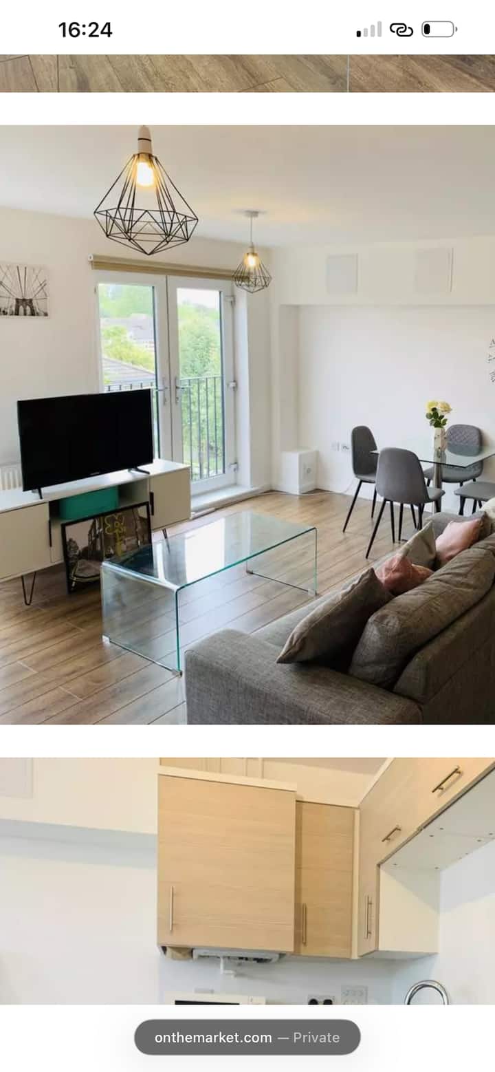 Professional 2 Bedroom Apartment In City Centre. - The Lowry