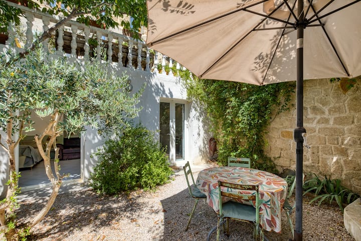 Charmant Gîte De Village - Pézenas