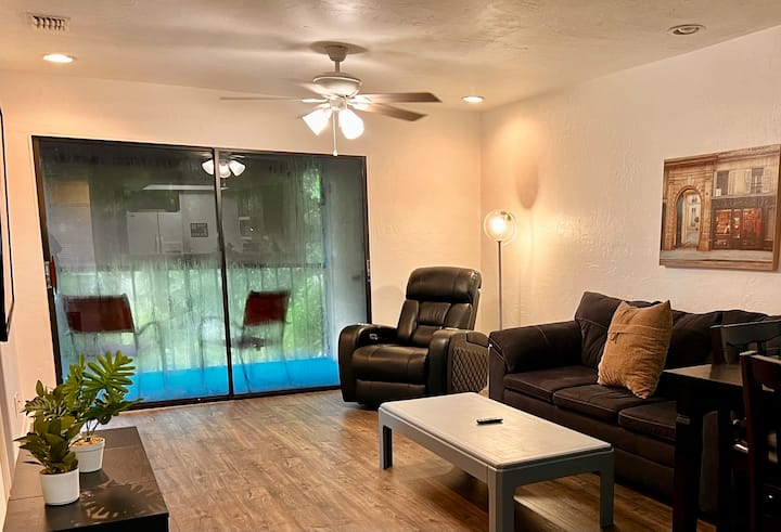 Sunny Florida Condo! - Fort Myers, FL