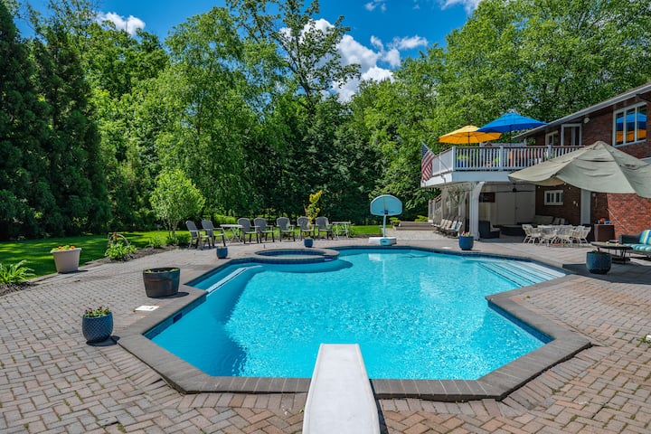 World Cup Hq | Pool + Hot Tub + Bar | Near Metlife - Clifton, NJ