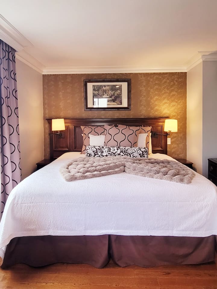 Studio W/pool At Luxury Victorian House In Norwalk - Norwalk, CT