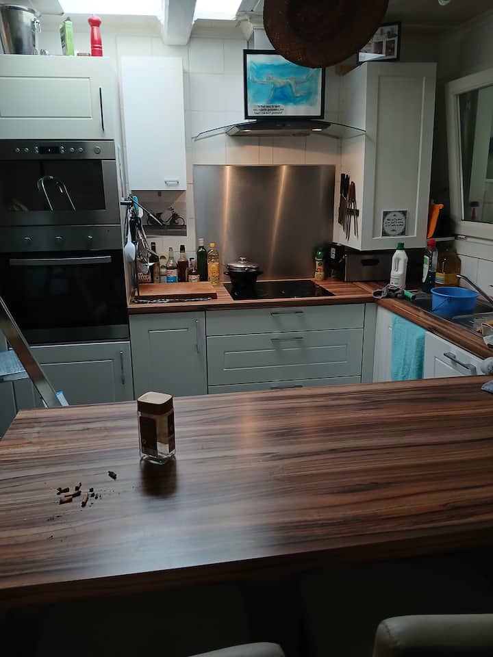 Welkom In Mijn Gezellig Huis - Lille, Belgium