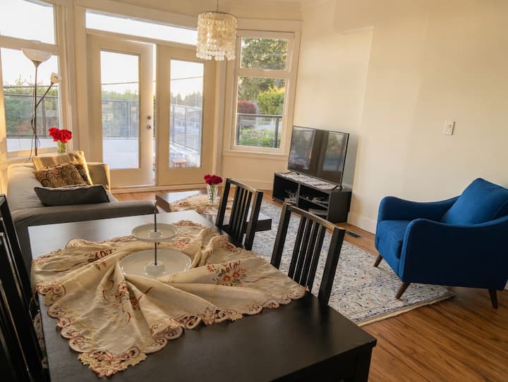 Unique 2br Suite - Near Attractions - Amazing View - North Vancouver