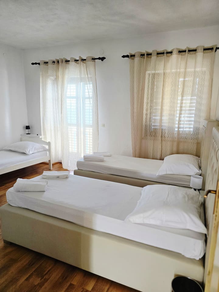Apartman 305 - Supetar