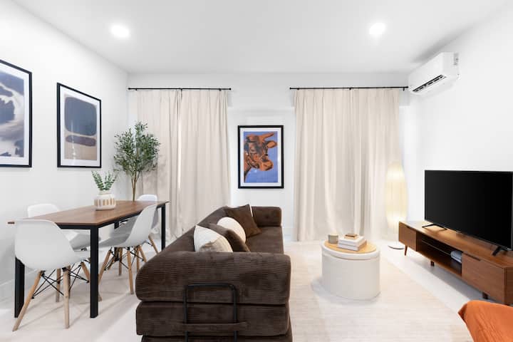 Chic Miami 1br Retreat Minutes From Brickell - Miami, FL