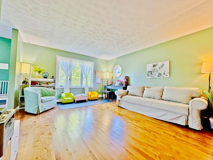 Urban Quiet Residence - Charlottetown