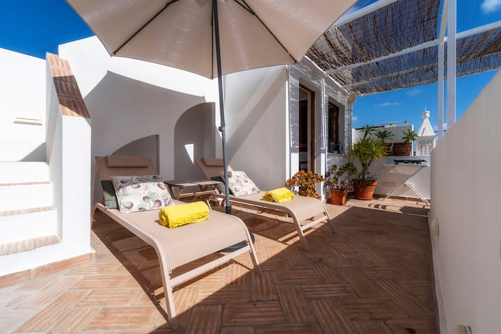 Casa Janeiro Rooftop Vue Ria Formosa à Olhão. - Olhão