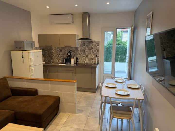 Avignon Intra-muros .
T3 Idéalement Situé . - ibis budget Avignon Centre