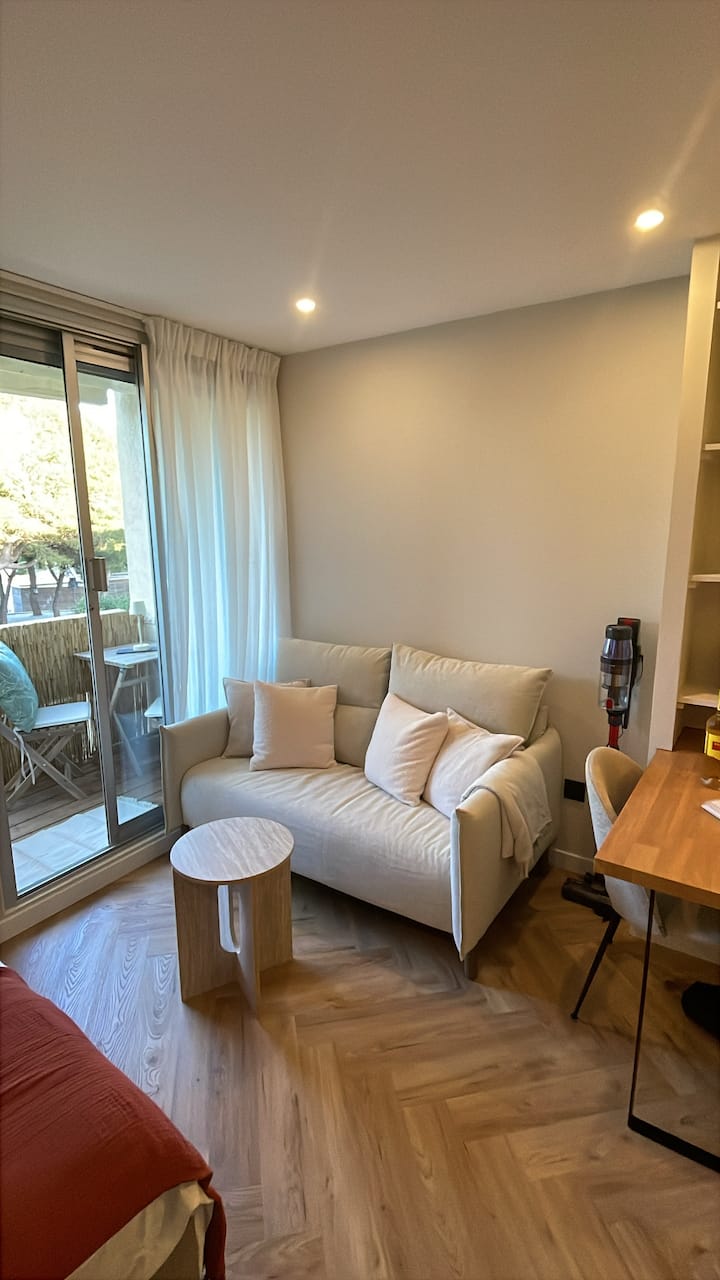 Studio Climatisé Avec Balcon, Tout Confort - Balaruc-les-Bains
