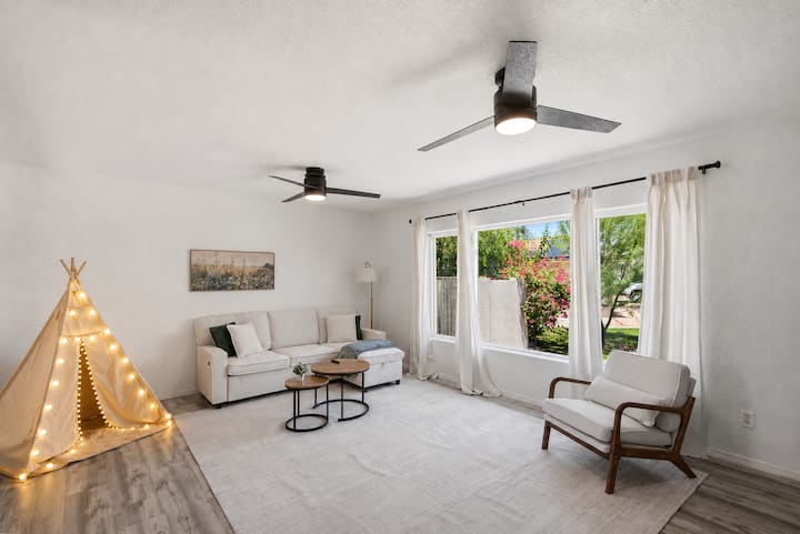 New! Home With Pool | Firepit | Office | Ping Pong - Mesa, AZ