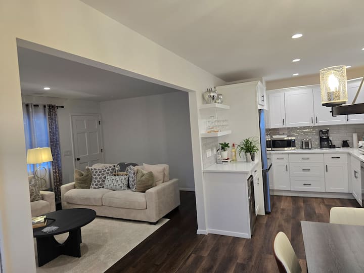 Getaway Ranch House - Quogue, NY