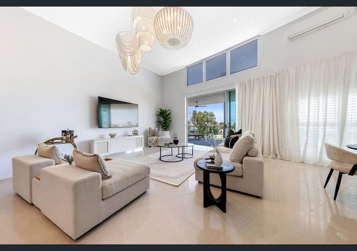 Quiet Residential Complex Mooloolaba-on The River - Mooloolaba