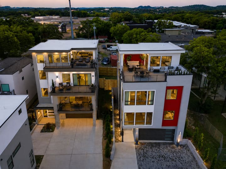 2 Ultra Lux Homes, Sleeps 24 • Hot Tub & Rooftops - Nashville, TN