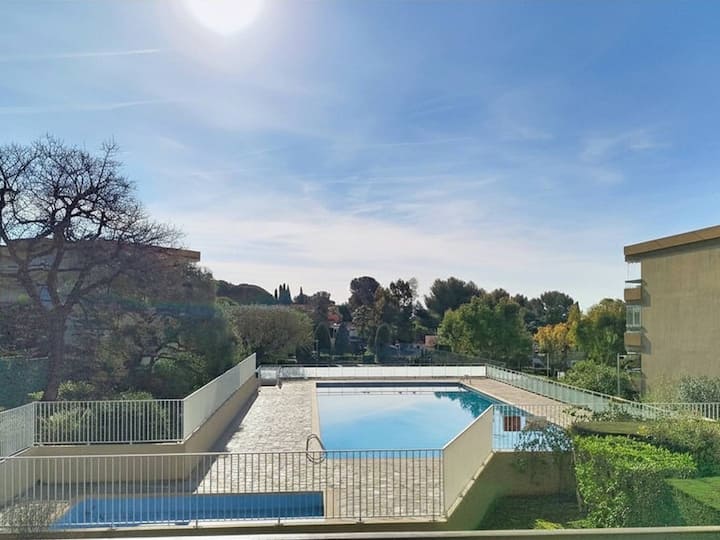 Studio, 4 Pers., Vue Piscine - Bormes-les-Mimosas